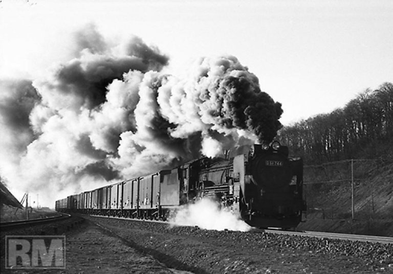 D51744 | 鉄道ホビダス