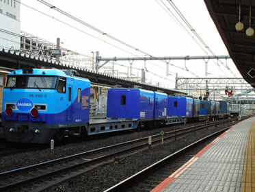 【JR貨】「スーパーレールカーゴ」用M250系が大宮車両所から出場 | 鉄道ホビダス