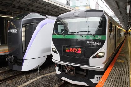 E257系5000番代、古巣に凱旋！ 臨時特急「あずさ」に充当 | 鉄道ホビダス