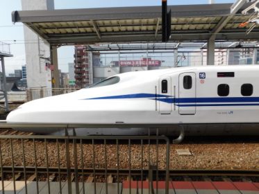 【希少なJR西日本所属車】N700S H2編成の夏休み時期の活躍について | 鉄道ホビダス