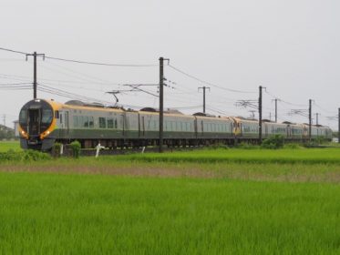 【JR四国夏季多客期輸送2023】予讃線特急「しおかぜ」を8600系8両編成で運転 | 鉄道ホビダス