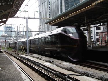 【JR東日本】東海道・伊東線でE655系「なごみ」お召し列車を運転 | 鉄道ホビダス