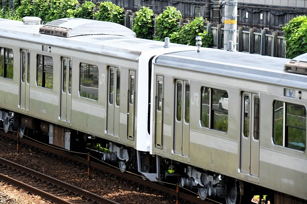 JR九州譲渡のJR東日本E501系K752編成+K753編成8両を甲種輸送 | 鉄道ホビダス