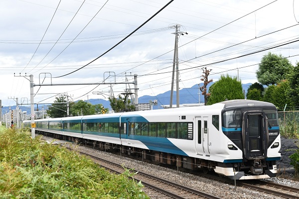 E257系2000番代の特急「アルプス」の返却回送 | 鉄道ホビダス